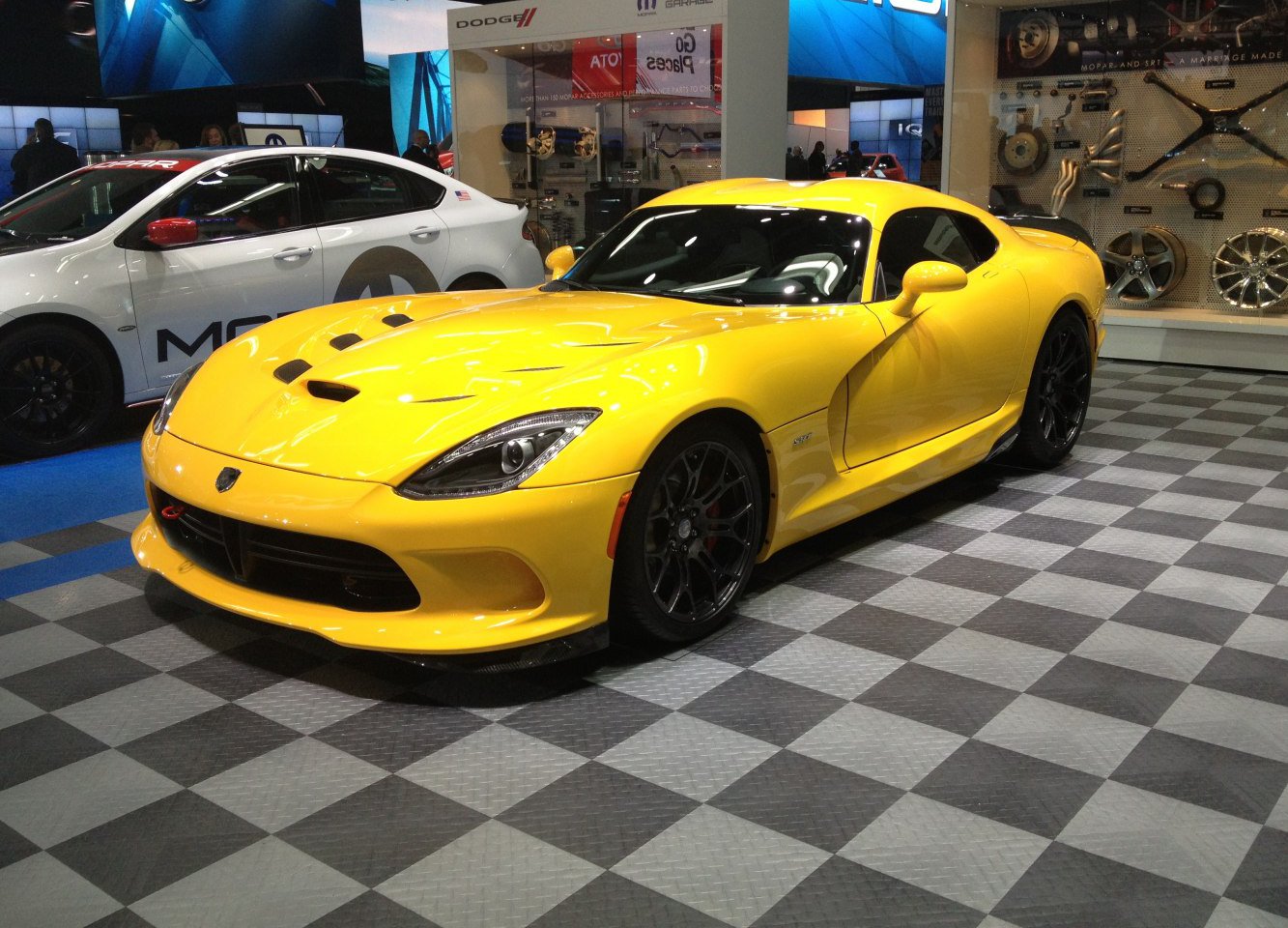 Dodge Viper technical specifications and fuel economy